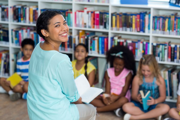 A Library Field Trip Encourages Students to Read Over the Summer